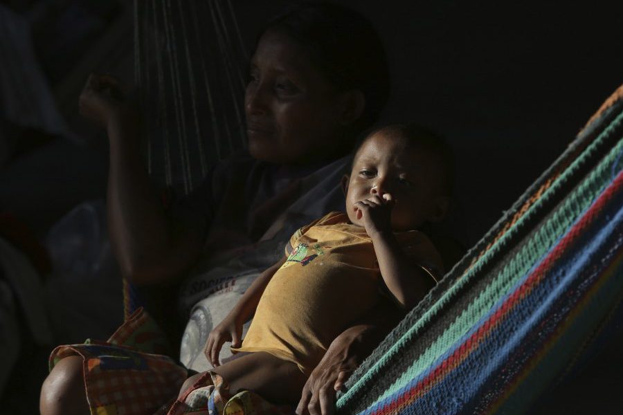 Mass Venezuelan exodus stirs crisis with neighbors