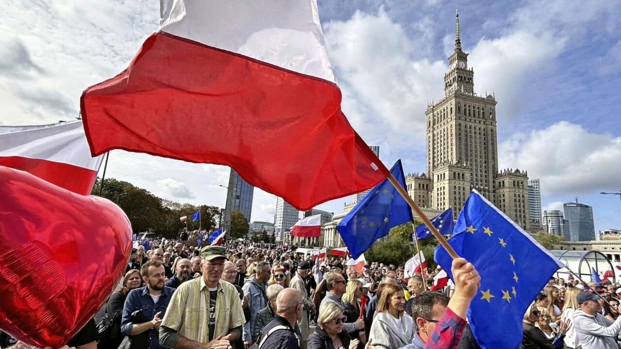 Decoder: Poland shows the world why voting matters