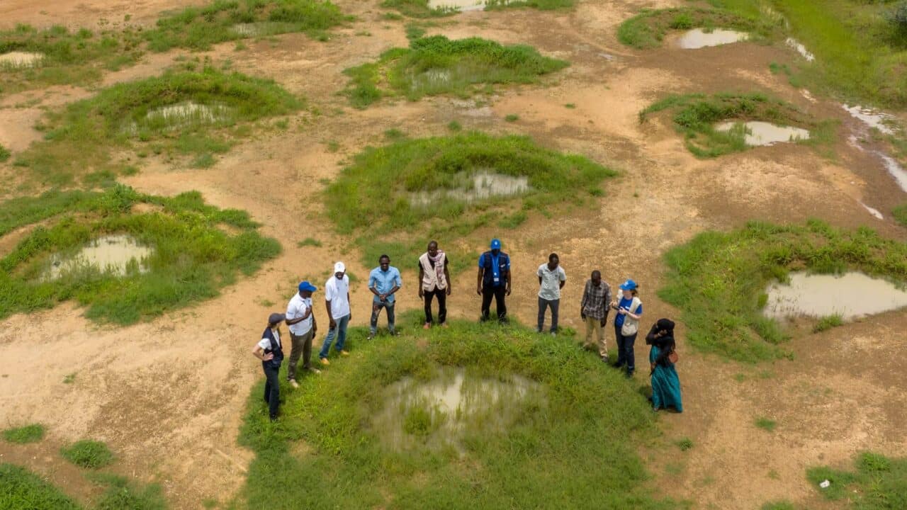 Growing food on arid land